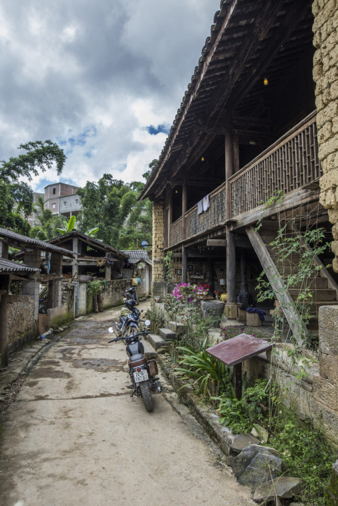 Ma Le - Un petit village, une vieille maison et un marché à Ha Giang
